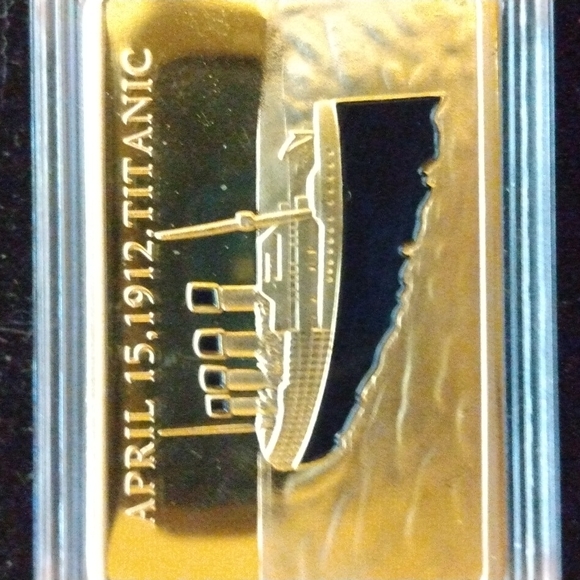 Other | Titanic Remembrance 1 Oz Gold Layered Bar | Poshmark